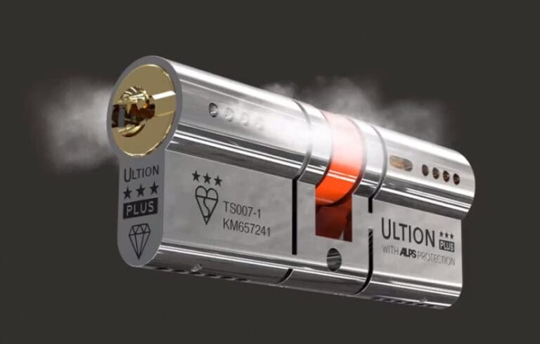 Ultion 3 Star Plus ALPS Lock, 3 Star TS007 & Sold Secure Diamond 2024 ...